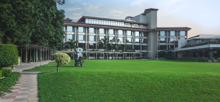 Hotel Mountview,Sector-10 , Chandigarh Deals , Menu And Reviews